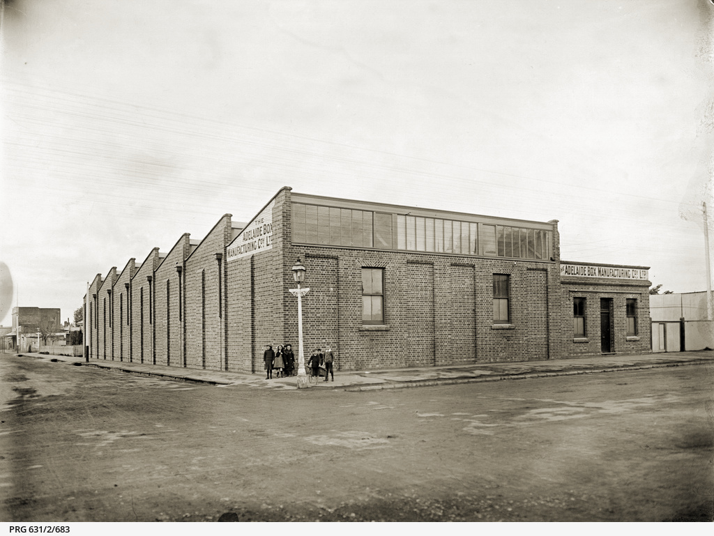 Flinders Street • Photograph • State Library of South Australia