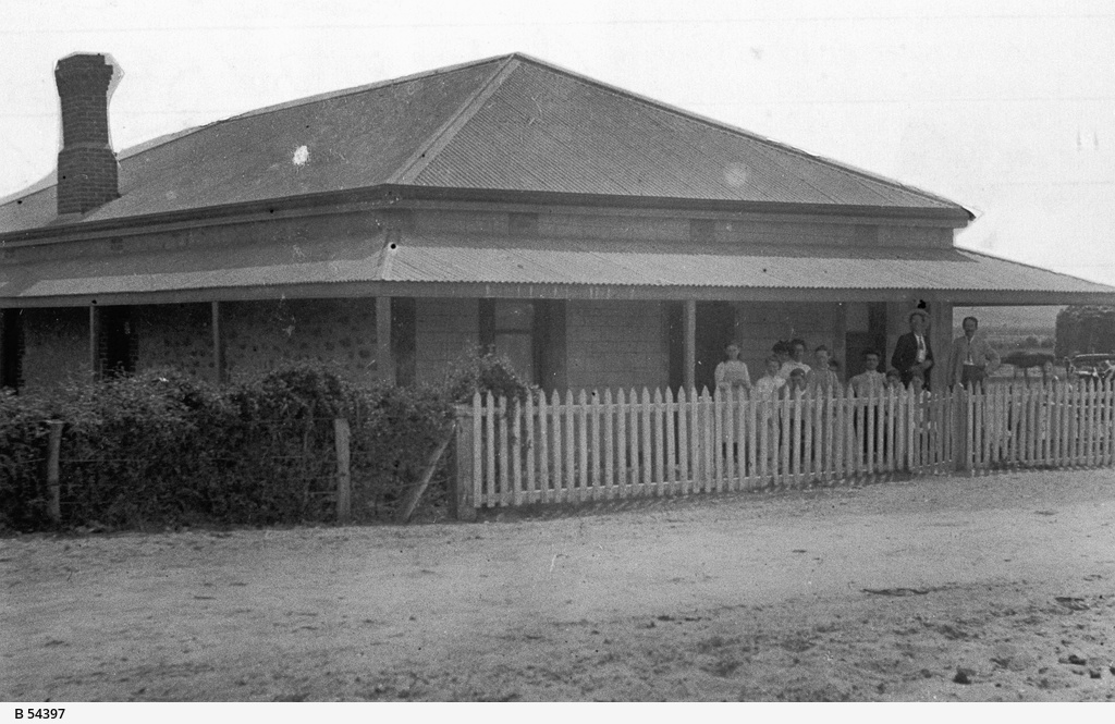 Residence at Port Noarlunga • Photograph • State Library of South Australia