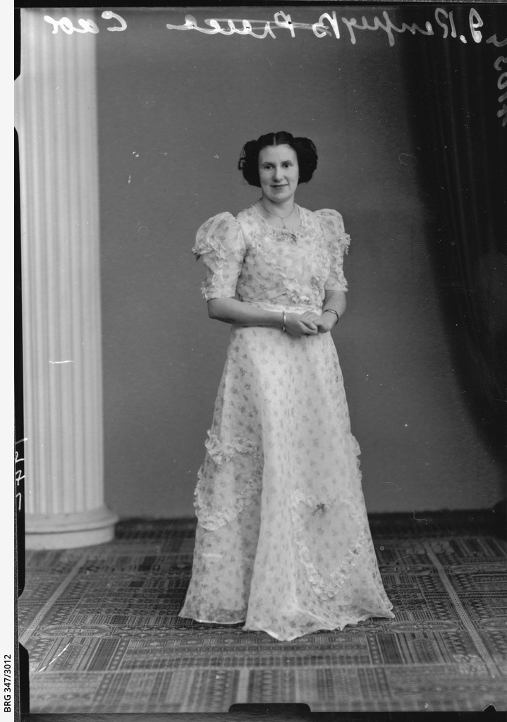 J. Renfrey • Photograph • State Library of South Australia