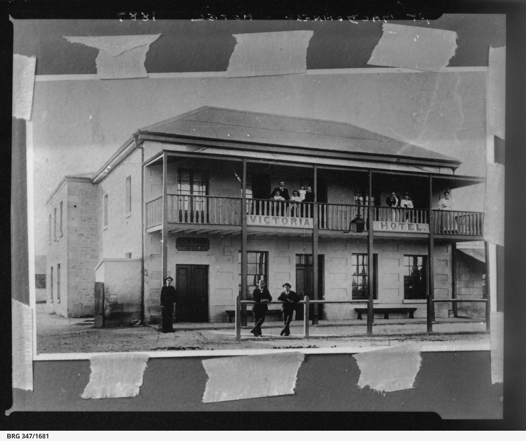 Port MacDonnell Hotel • Photograph • State Library of South Australia
