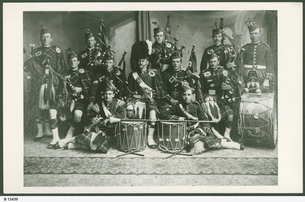 Pipe Band, Mount Gambier • Photograph • State Library of South Australia