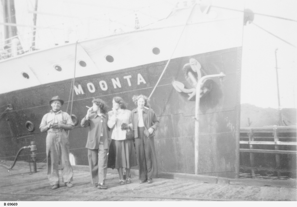 MV Moonta at Port Pirie • Photograph • State Library of South Australia