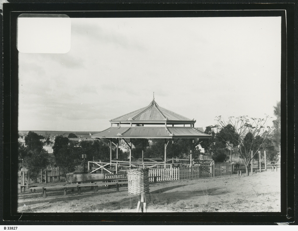 Rotunda at Moonta • Photograph • State Library of South Australia