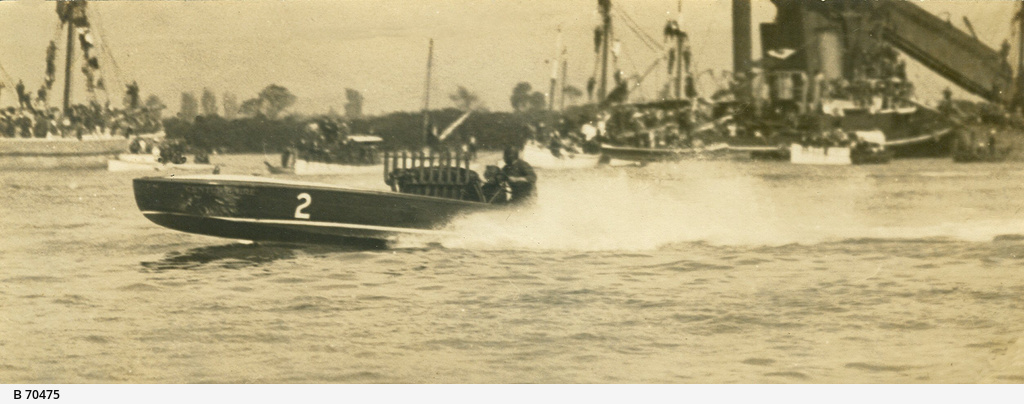 Motor-boat racing, Osborne • Photograph • State Library of South Australia