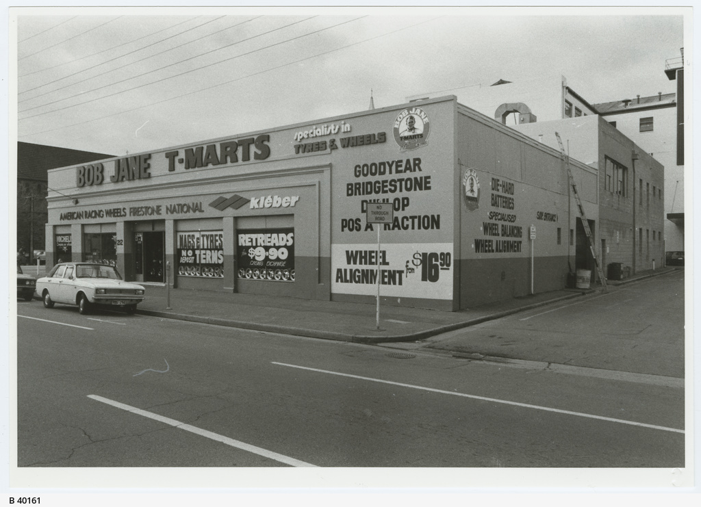 Flinders Street • Photograph • State Library of South Australia