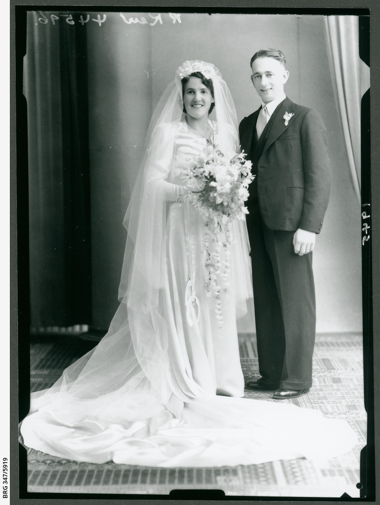 R. Kew • Photograph • State Library of South Australia