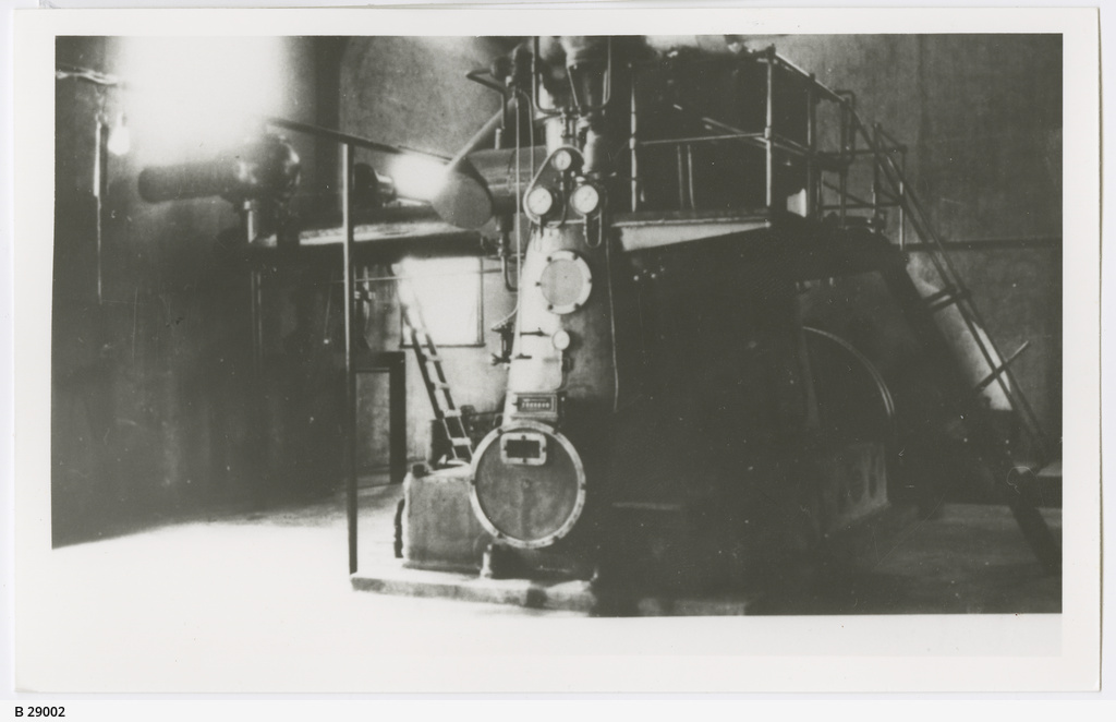 Allen steam engine, Berri • Photograph • State Library of South Australia