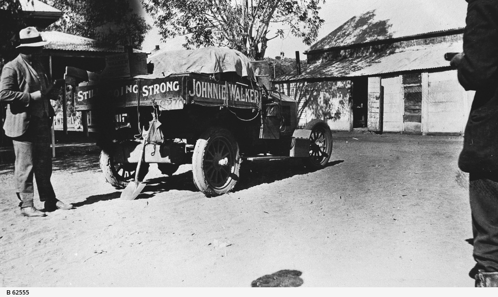 A 'Dort' motor vehicle at Alice Springs • Photograph • State Library of ...
