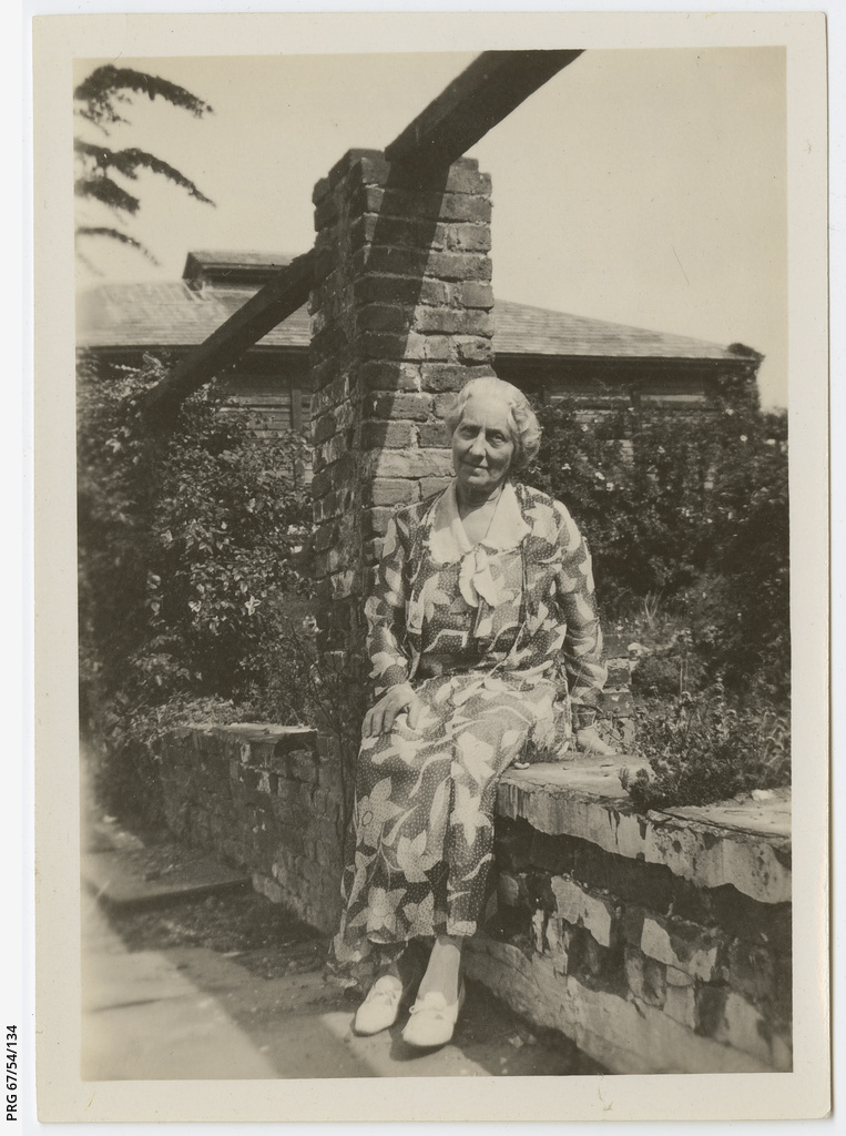 Photographs relating to the Ayers family. • Photograph • State Library ...