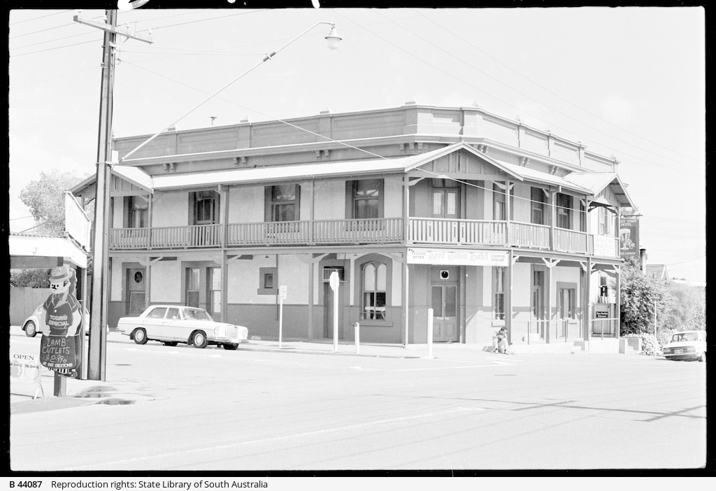Kent Town Hotel • Photograph • State Library of South Australia