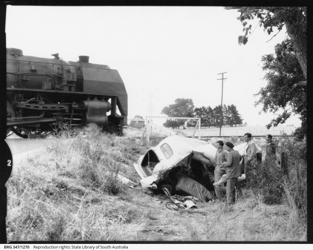 Bodey's Crossing accident • Photograph • State Library of South Australia