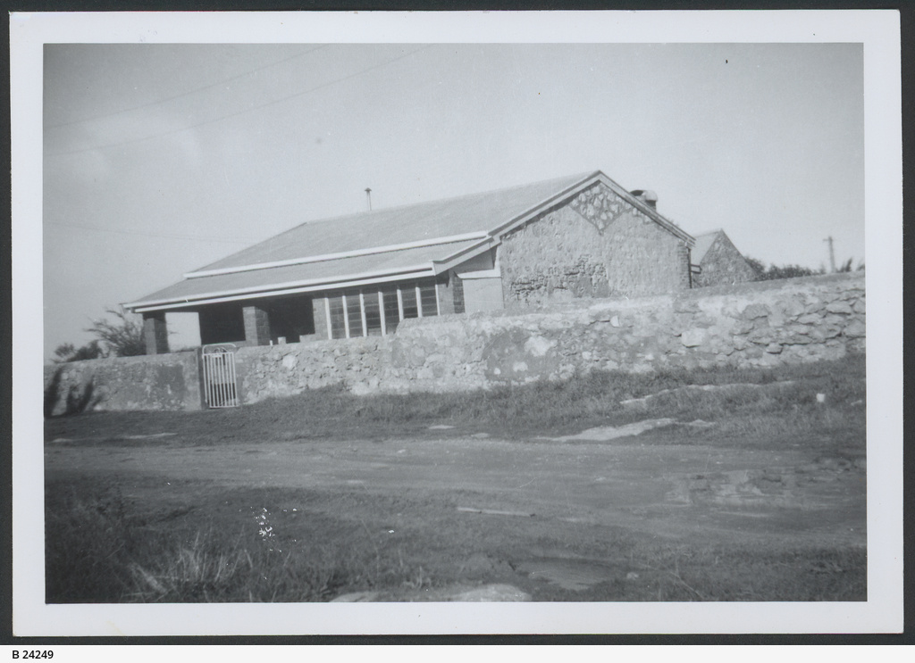 First house built in Goolwa • Photograph • State Library of South Australia