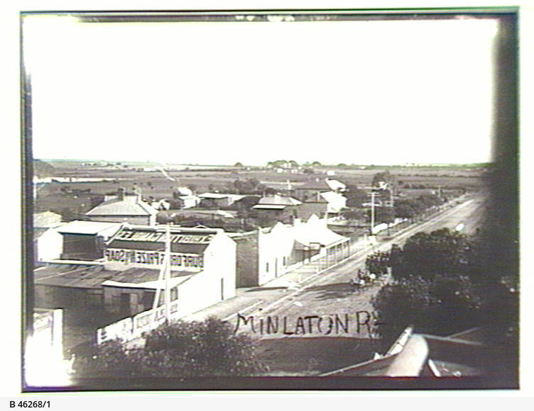 Minlaton Road, Yorketown • Photograph • State Library of South Australia