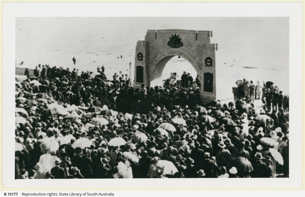 Memorial Arch, Brighton • Photograph • State Library of South Australia