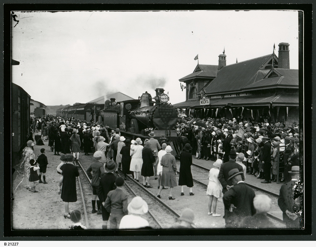 Railway Station, Moonta • Photograph • State Library of South Australia