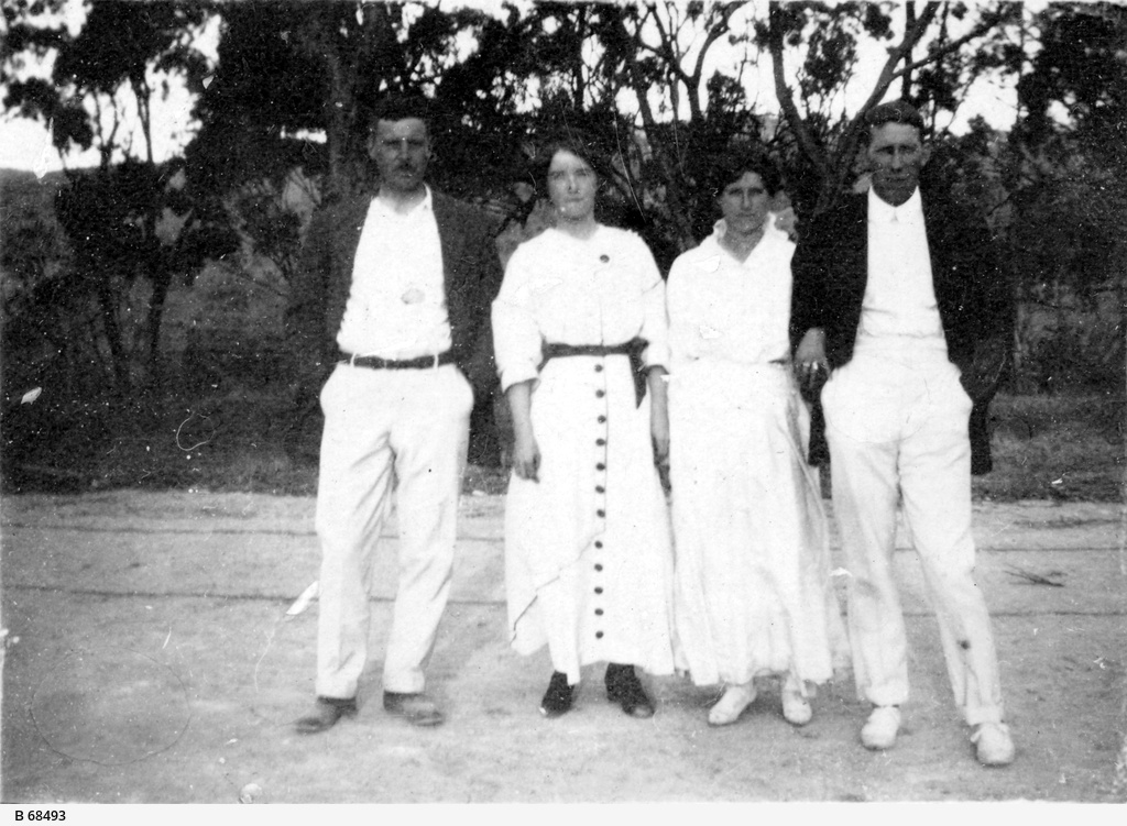 Matthews family • Photograph • State Library of South Australia