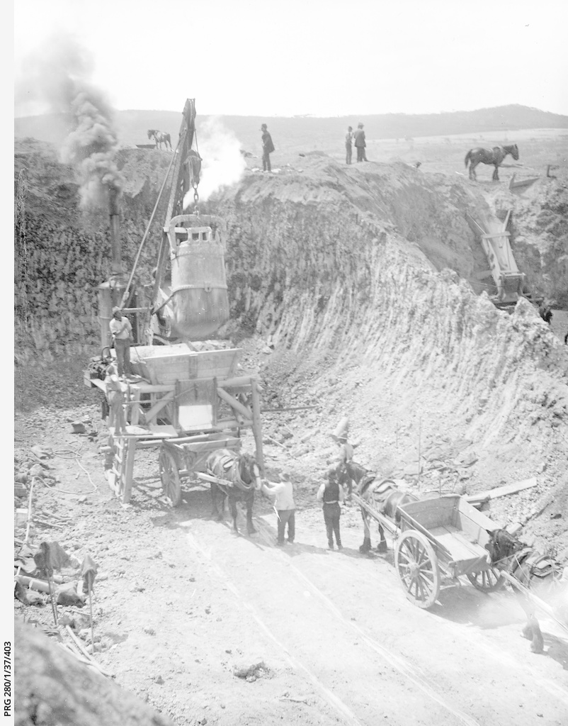 Steam navvy working at Tod River reservoir • Photograph • State Library ...