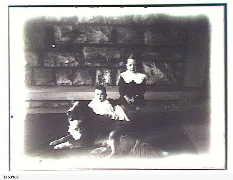 Raymond and Moni Pimlott • Photograph • State Library of South Australia