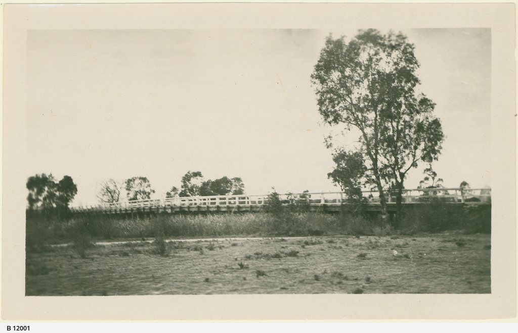 Bridge over reservoir, Renmark • Photograph • State Library of South ...
