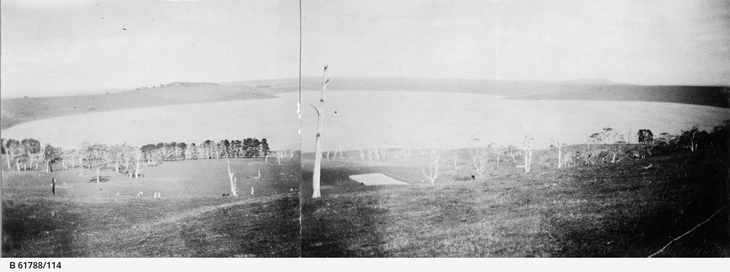 Touring in S.A. and Victoria : Camperdown • Photograph • State Library ...