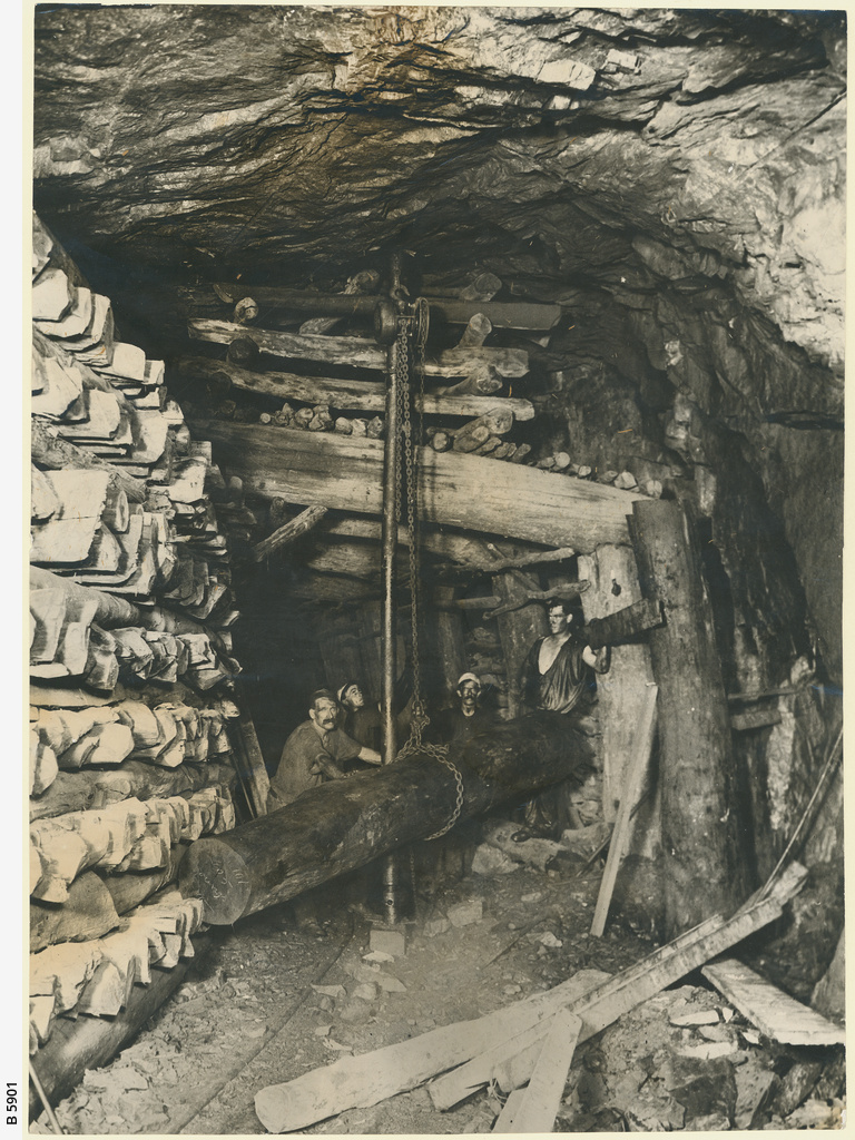 Wallaroo Mines • Photograph • State Library of South Australia