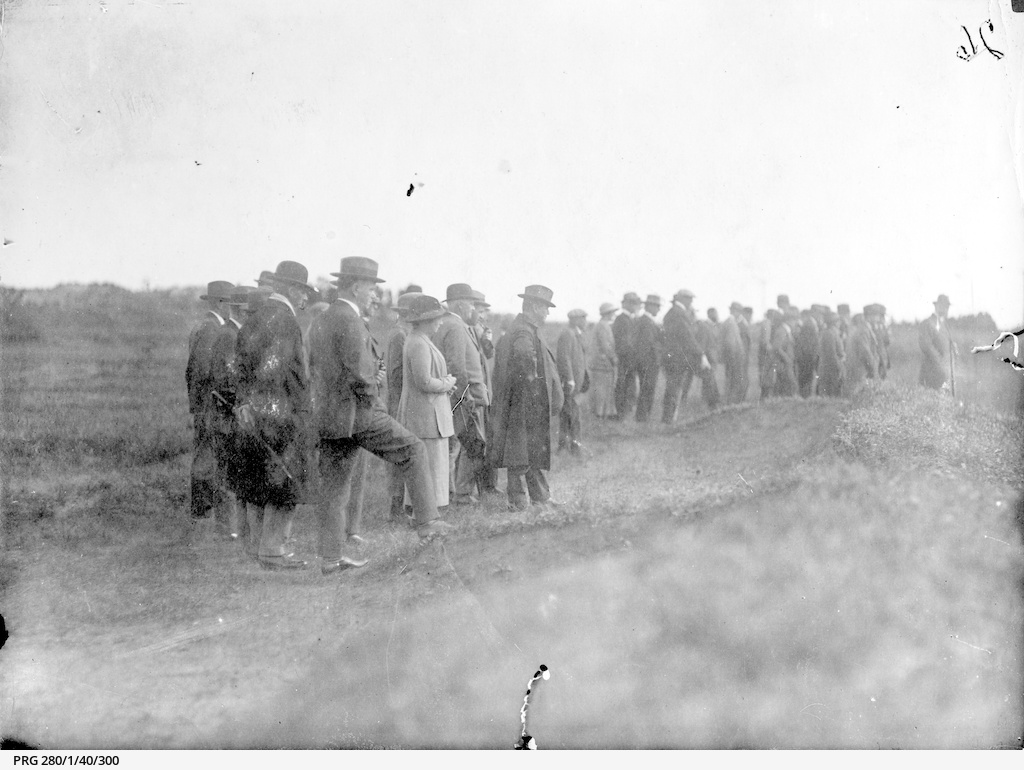 Spectators watching golf • Photograph • State Library of South Australia