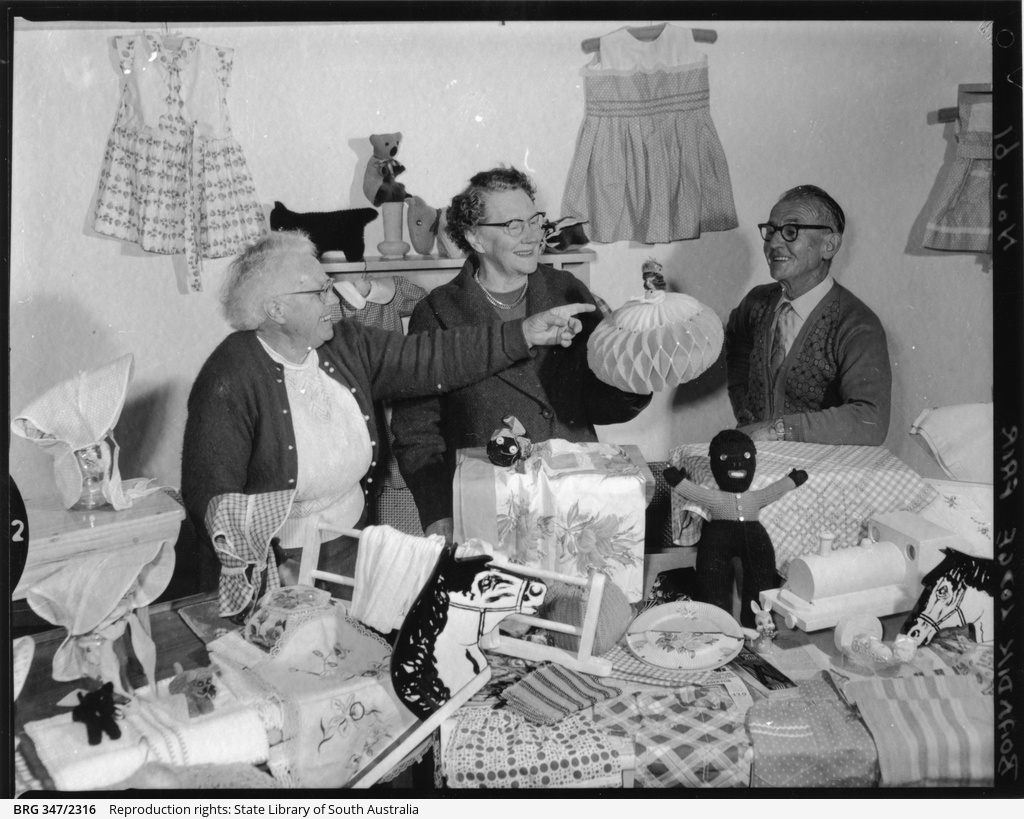 Boandik Lodge Fair • Photograph • State Library of South Australia