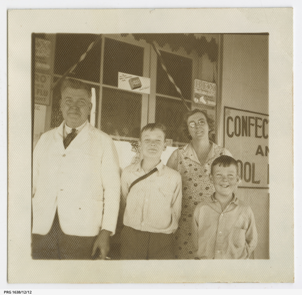 Sloane family, Lyndoch • Photograph • State Library of South Australia