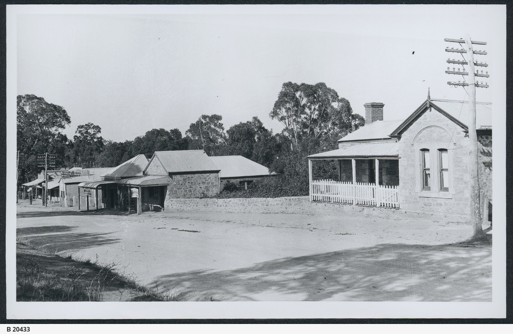 Main Street, Williamstown • Photograph • State Library of South Australia