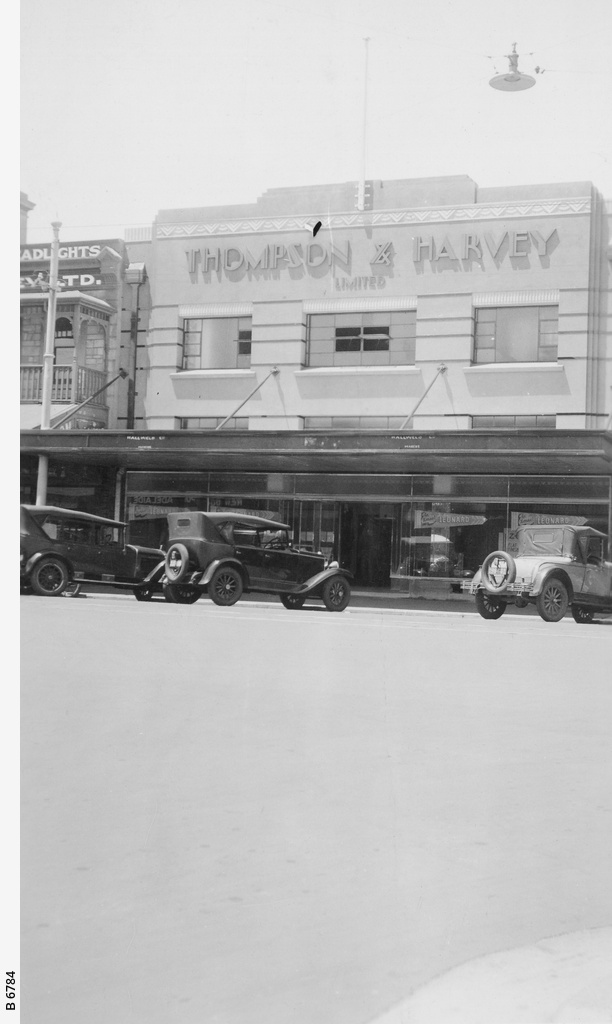 Flinders Street • Photograph • State Library of South Australia