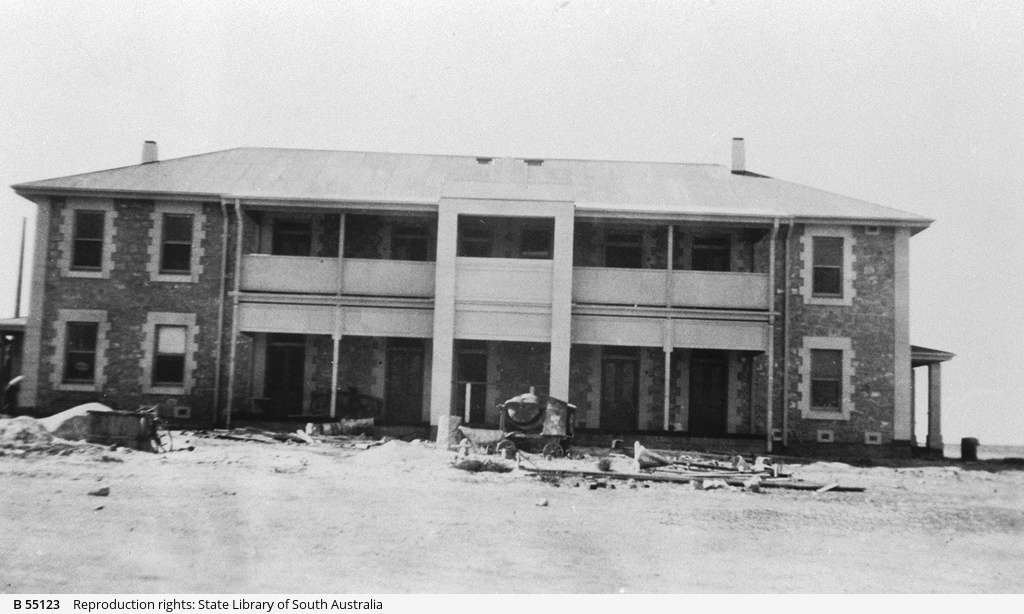 Construction of Wallaroo Hospital • Photograph • State Library of South ...