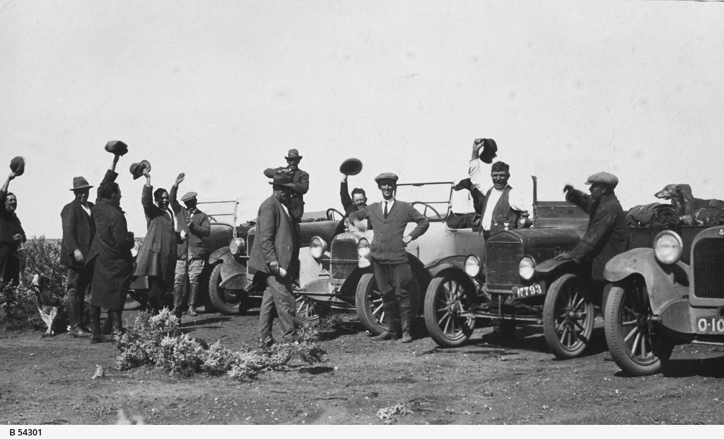 Shooting party • Photograph • State Library of South Australia