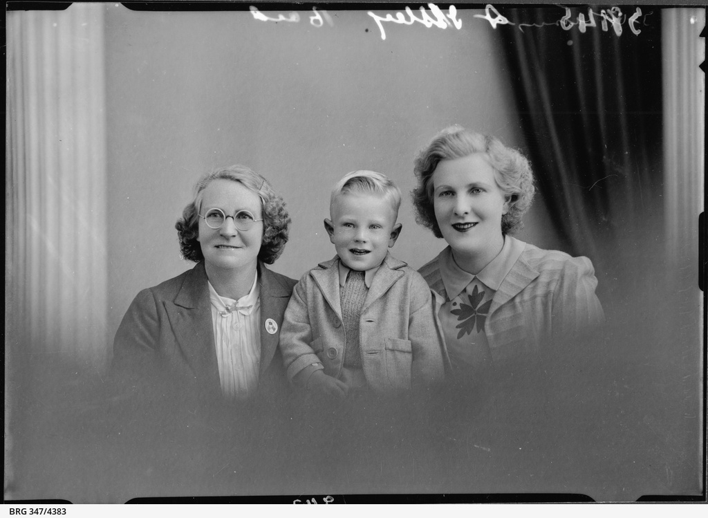 A. Ilsley • Photograph • State Library of South Australia