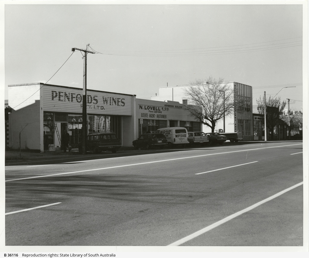 Flinders Street • Photograph • State Library of South Australia