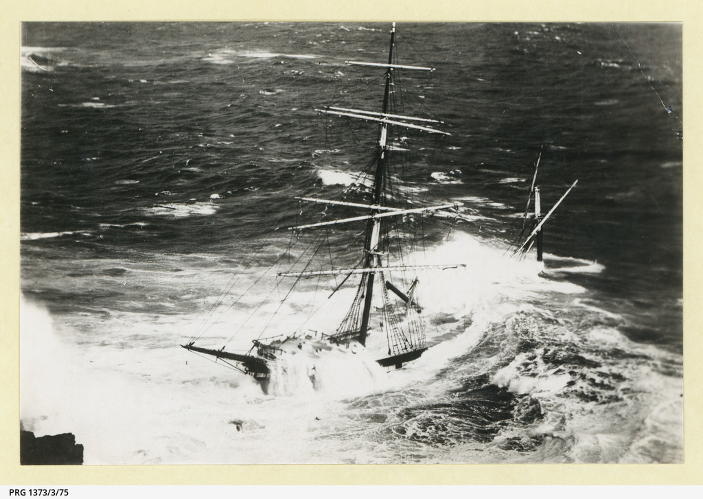 The 'Cromdale' breaking apart • Photograph • State Library of South ...