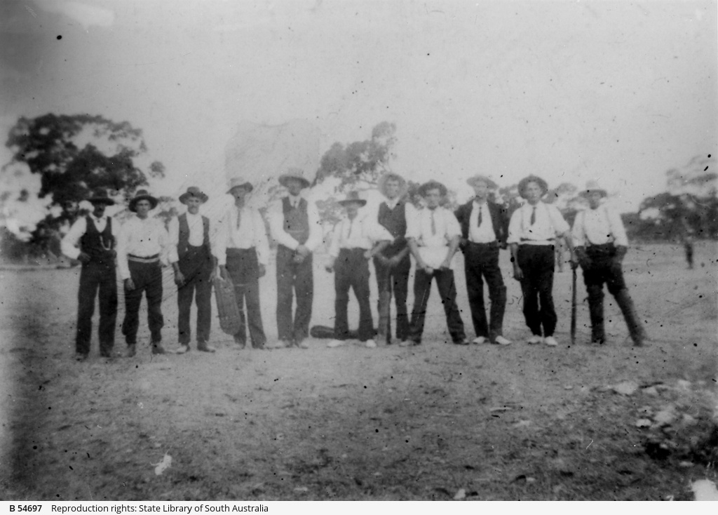 Railway work gang • Photograph • State Library of South Australia