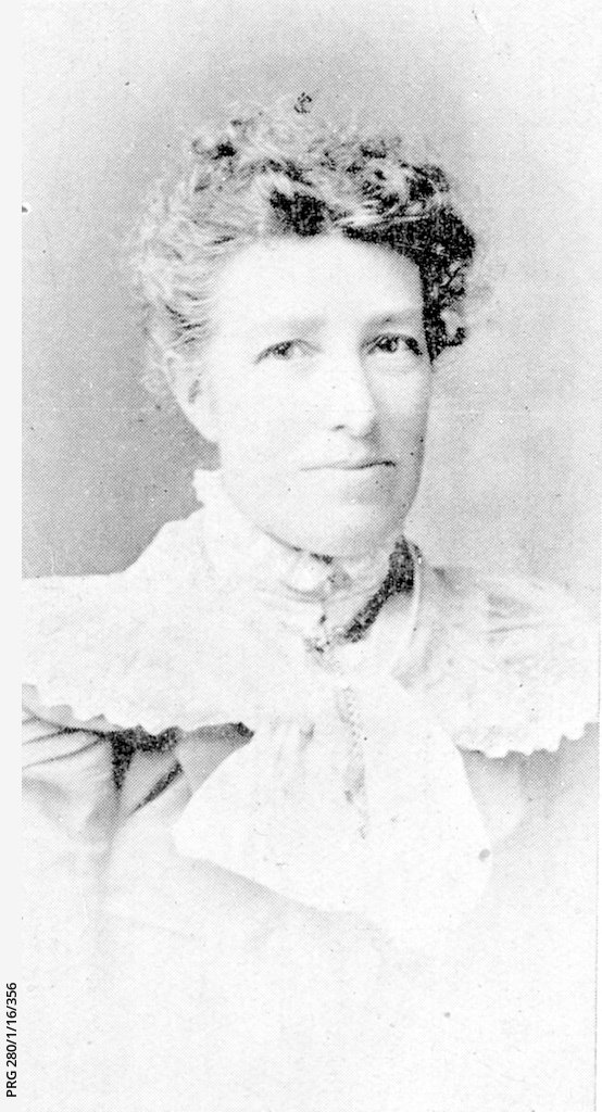 Mrs.Willoughby Connor • Photograph • State Library of South Australia