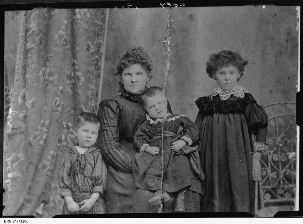 Telfer family • Photograph • State Library of South Australia