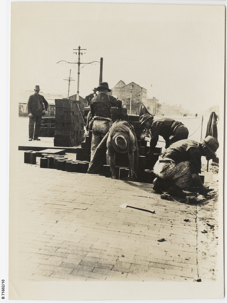Rebuilding pavement and storm water drainage, Adelaide City Baths ...