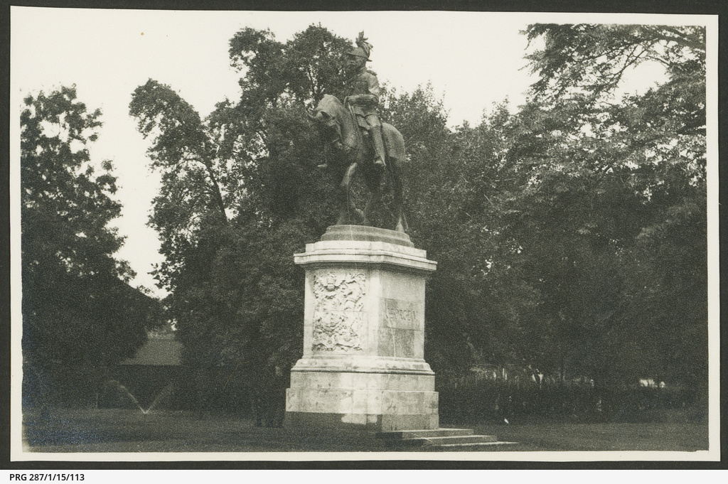 'King George V Statue' in the North Adelaide parklands • Photograph ...