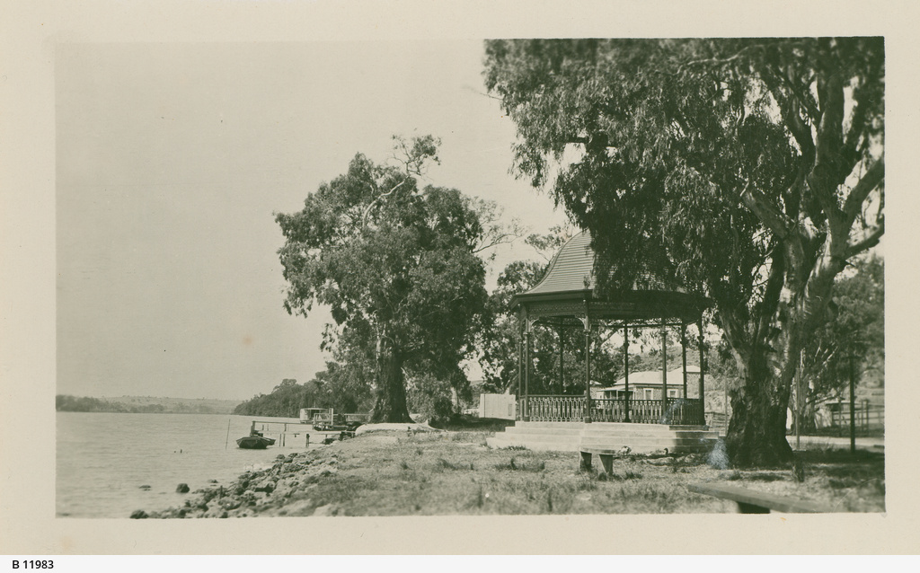 The Rotunda, Mannum • Photograph • State Library of South Australia