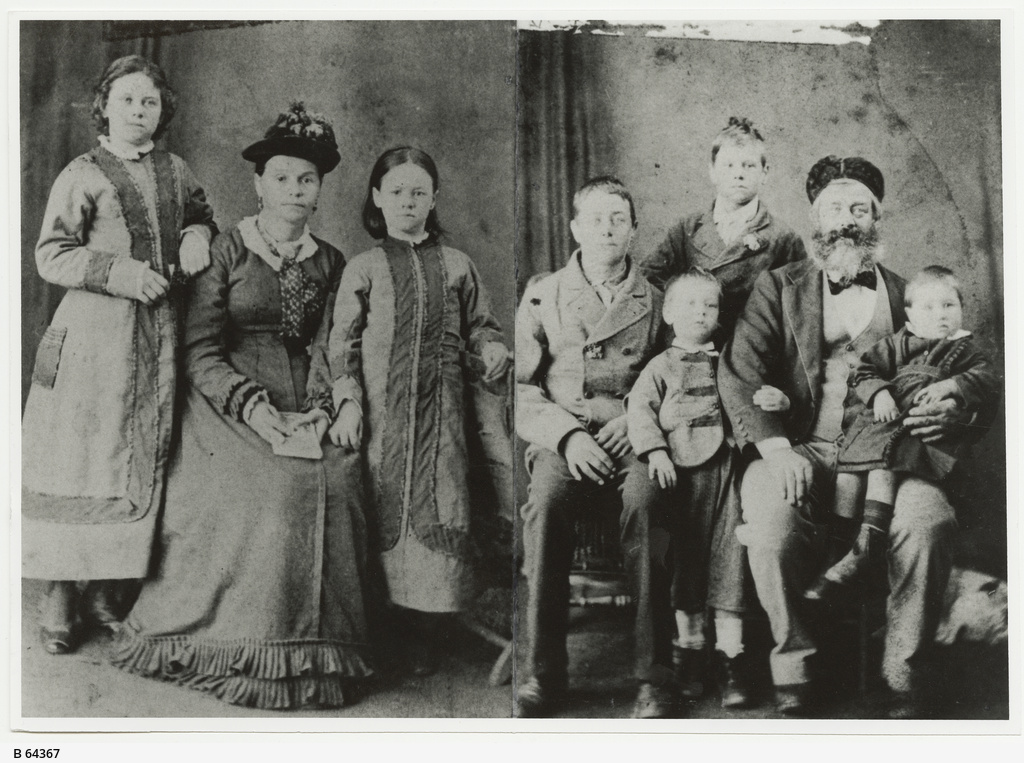 Horner family group • Photograph • State Library of South Australia