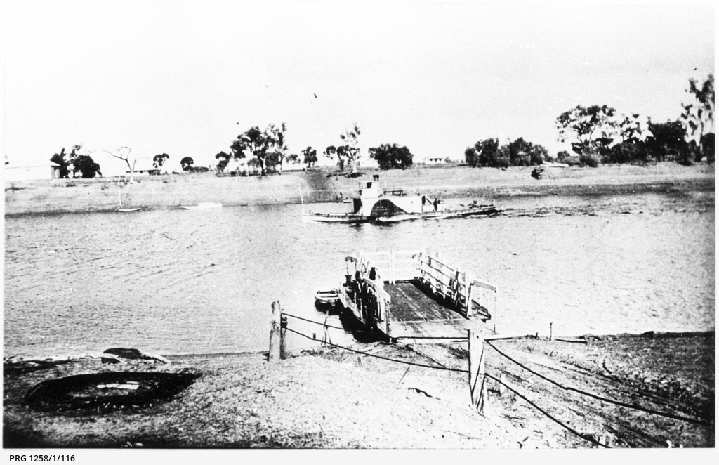 Arcadia passing Lyrup • Photograph • State Library of South Australia