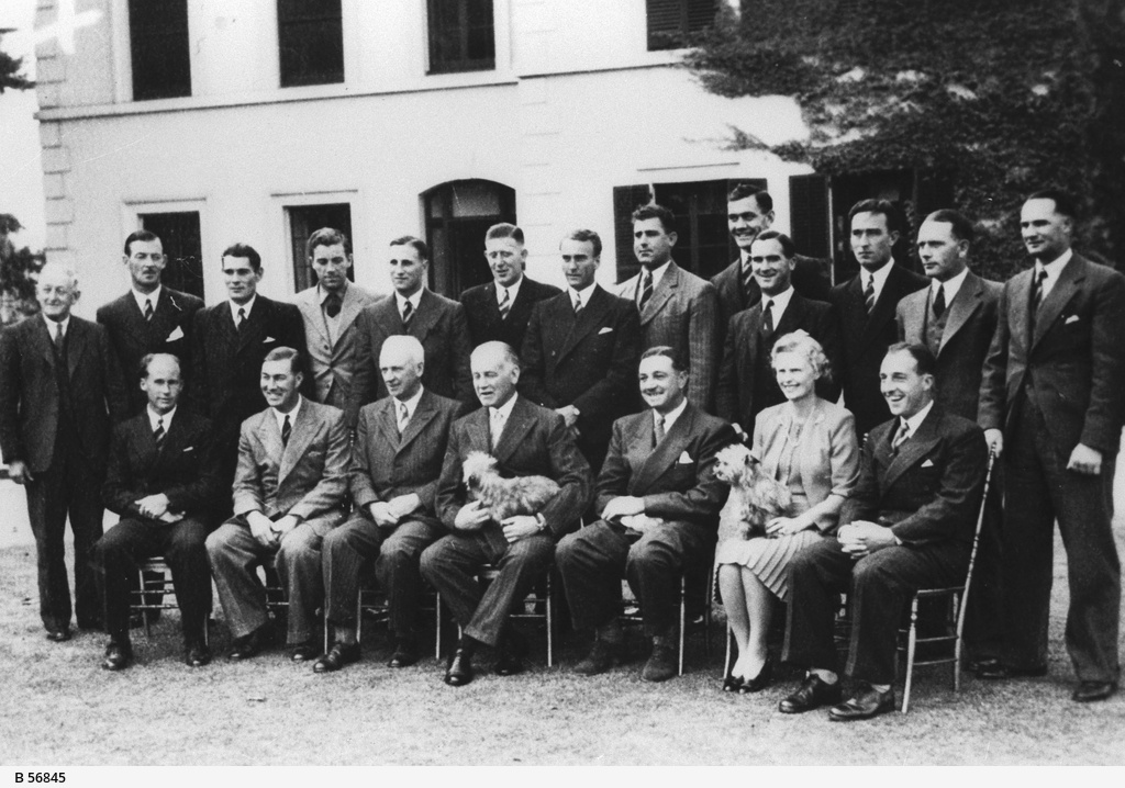 Governor Sir Charles Norrie and Lady Norrie with visiting English ...