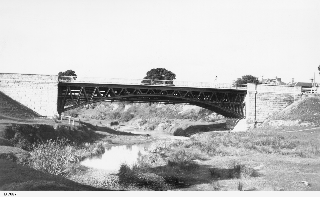Hackney Bridge • Photograph • State Library of South Australia