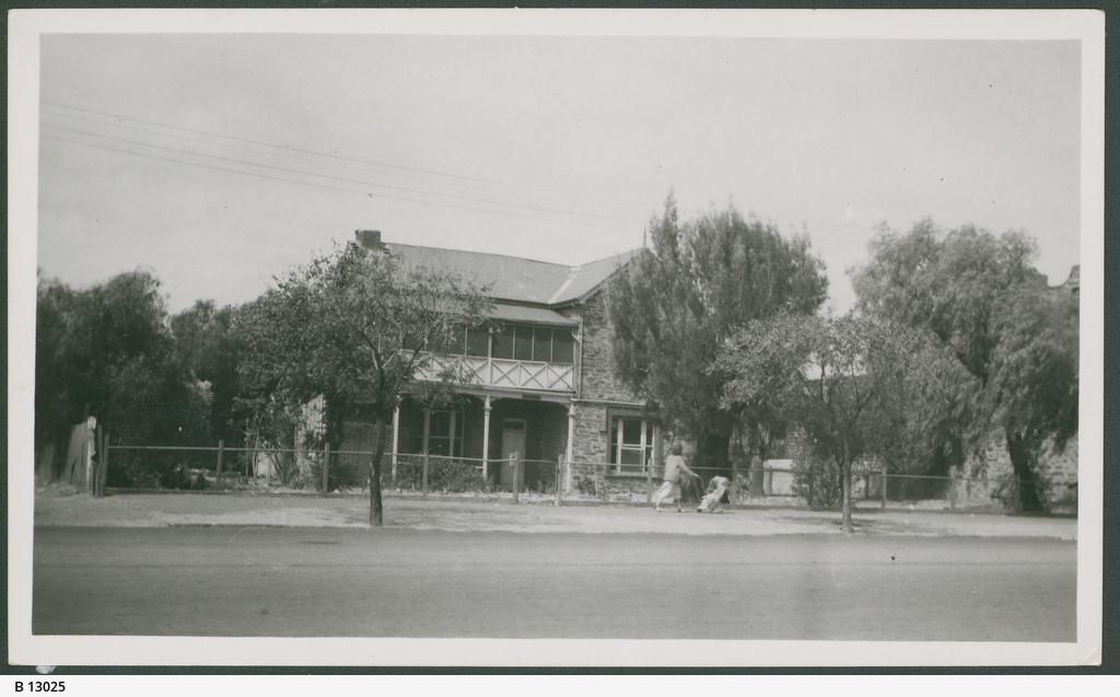 Whitmore Square • Photograph • State Library of South Australia