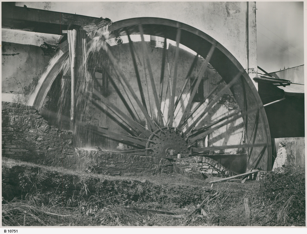 Bridgewater • Photograph • State Library of South Australia