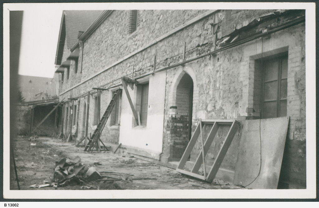 Mounted Police Barracks • Photograph • State Library of South Australia