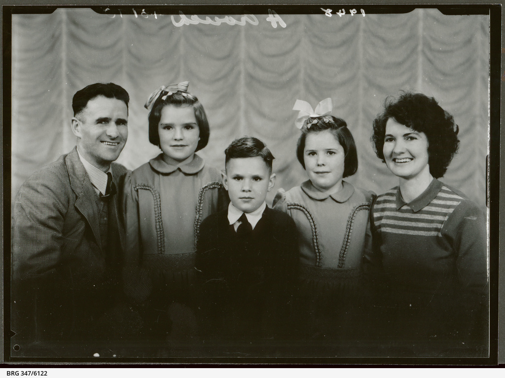 Crouch family • Photograph • State Library of South Australia