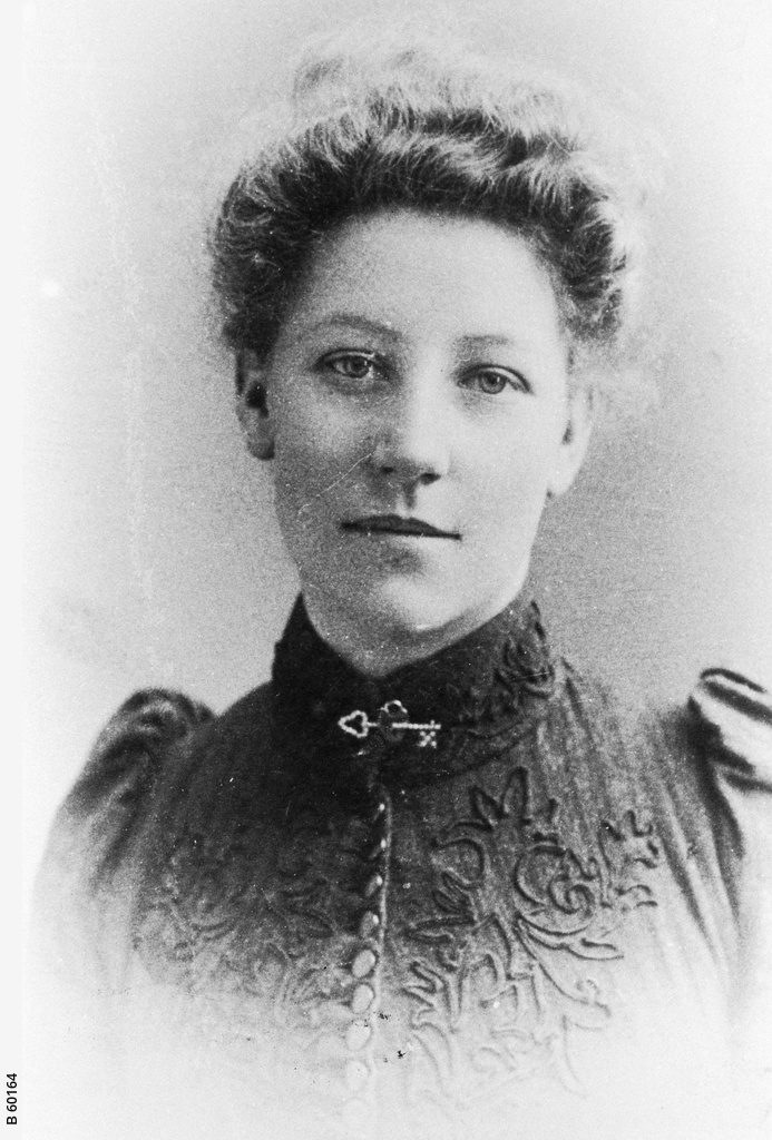 Alice Roe • Photograph • State Library of South Australia